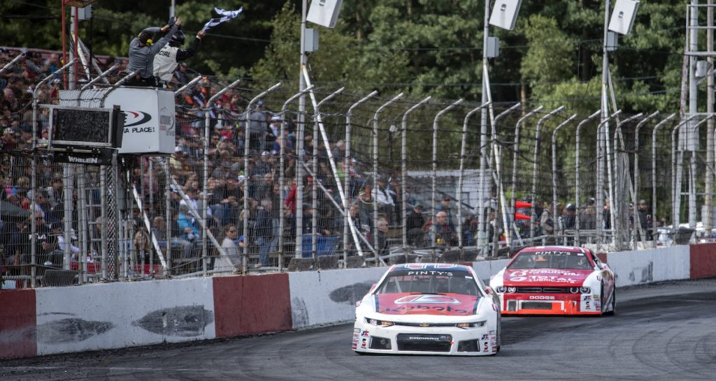 Jason Hathaway remporte une victoire émotionnelle lors de la dernière ...