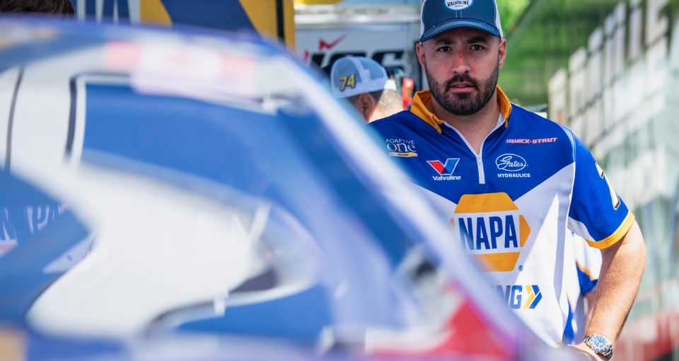 Kevin Lacroix prêt à défendre sa victoire au NAPA 300 à Edmonton ...